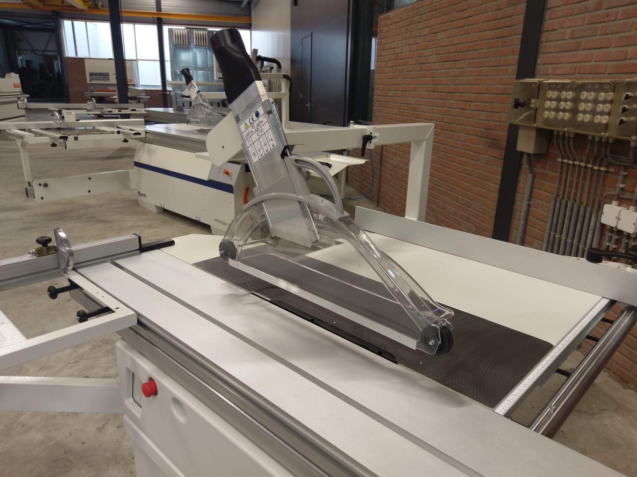 Formaatzaag SCM Minimax sc 2c - Talen machines