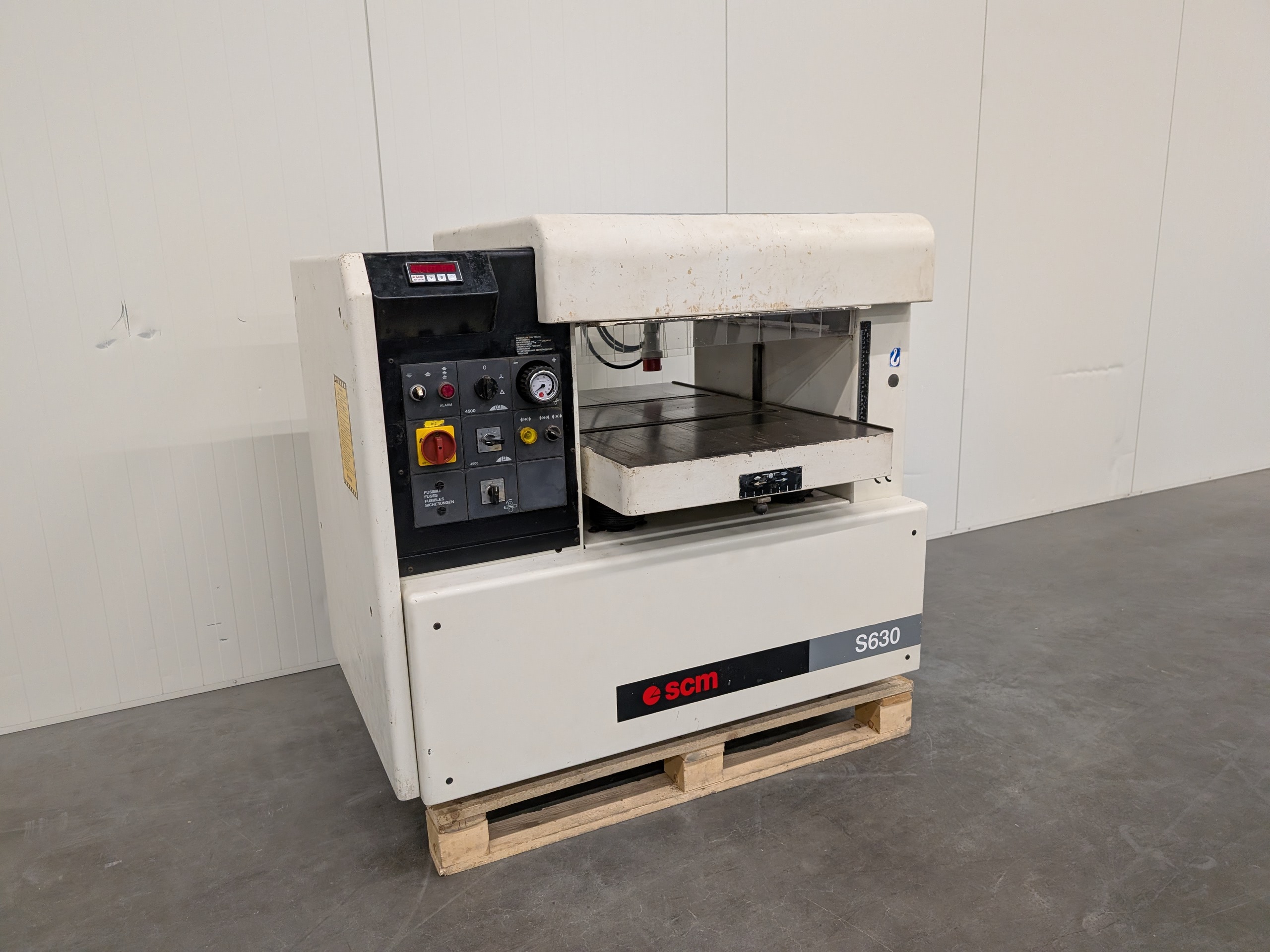 Vandiktebank SCM S630 - Talen machines